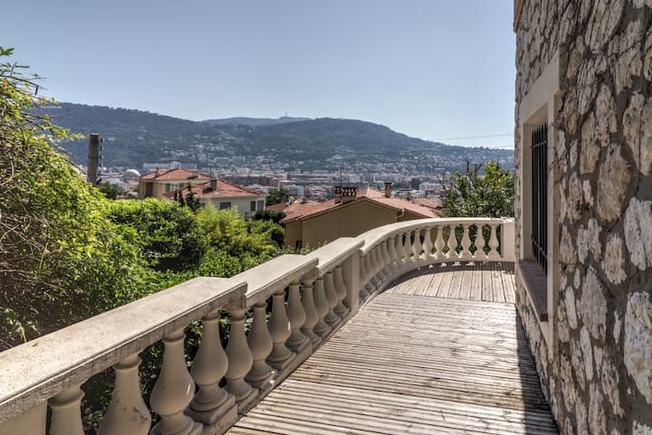 Villa Spacieuse, Totalement Adaptée Aux Normes Pmr - Villefranche-sur-Mer
