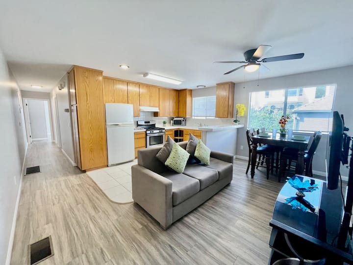 Hill Crest 2-bedroom Apartment - San Diego, CA