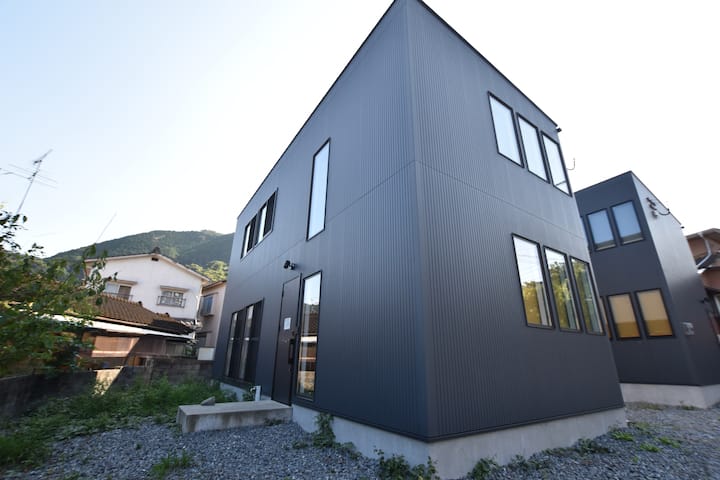 無料駐車場・キッチン洗濯機完備01 - 城崎町