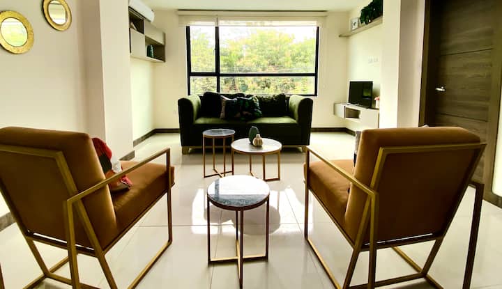 Lovely 2bd City Condo With Parking - Guayaquil