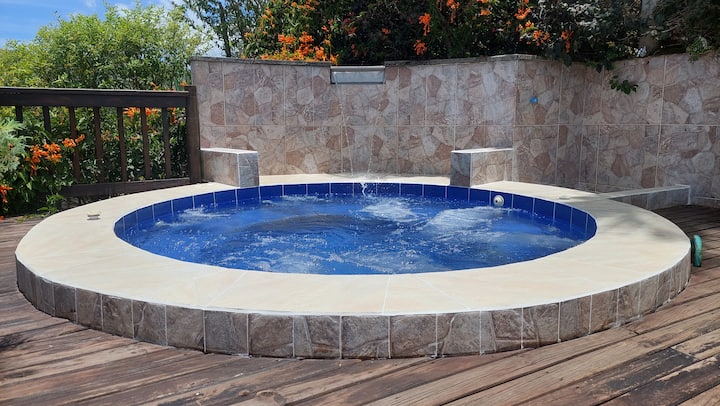 Maison De Campagne Avec Grand Jacuzzi / Starlink - Guatape