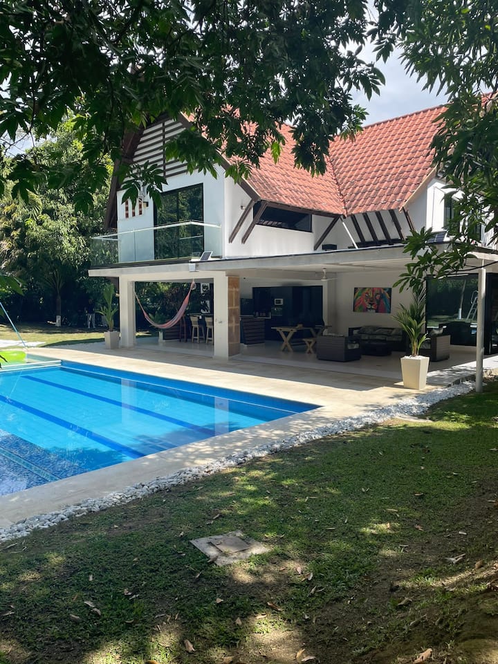Cabaña Con Piscina - Santa Fé de Antioquia