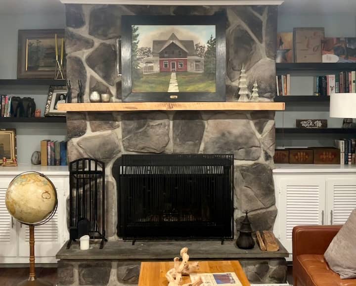 Cozy 3-bedroom Home Away From Home With Fireplace. - Clinton, NY