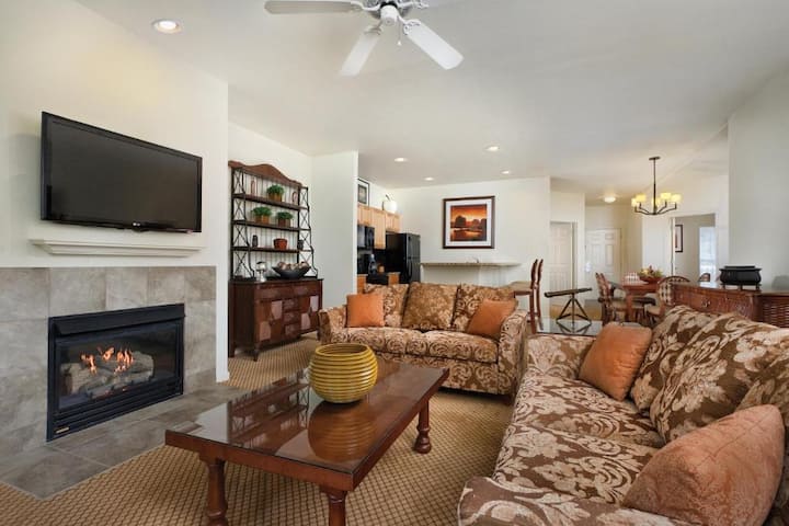 3 Bedroom Penthouse Lake In Osage Beach, Mo - Lake Ozark, MO