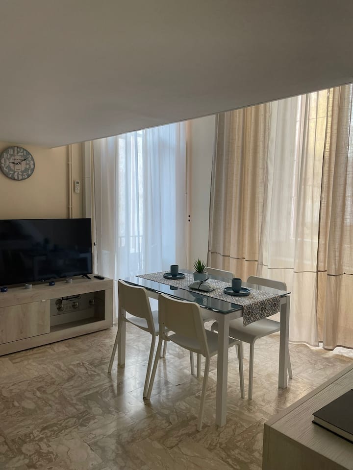 Lucky House: San Gregorio Armeno Centro Storico - Naples