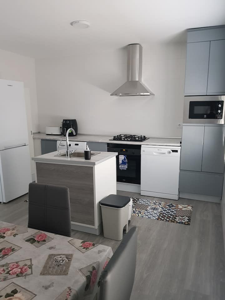 Casa Compartida, Habitacio Interior - Torelló