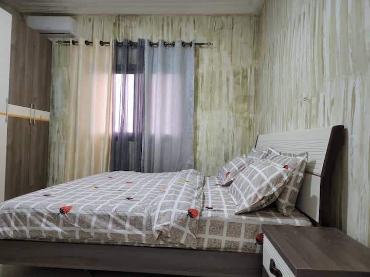 Des Appartements Entièrement Meublés - Conakry