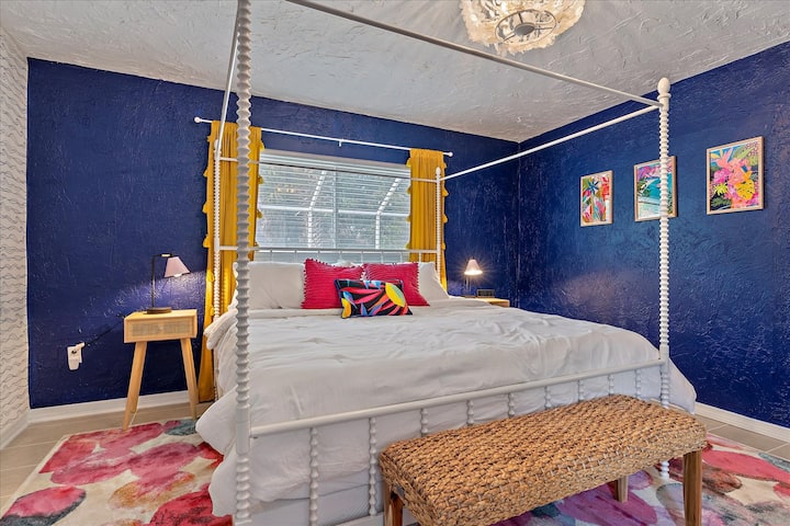 Sunny Escape-murals-spa-grill/fire Pit Fun-beaches - Bradenton, FL