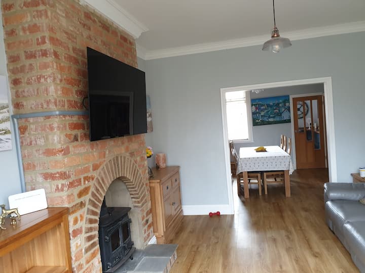 Mandm's Scarborough Holiday Home - Cayton Bay