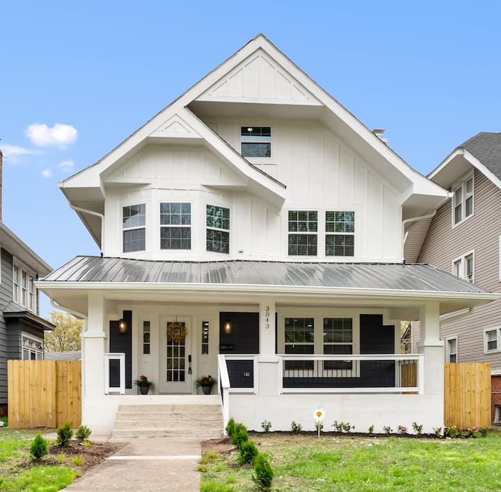 Large 4br Family Style Home Downtown Indy - Indianapolis, IN