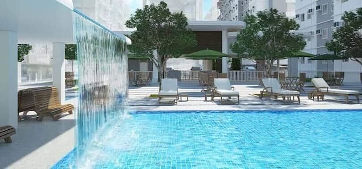 Lovely Studio Suite At Trees Residences - Quezon City
