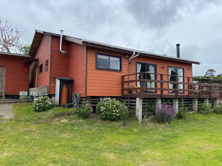 Acogedora Cabaña En Chiloé, Cerca De La Playa - Castro, Chile