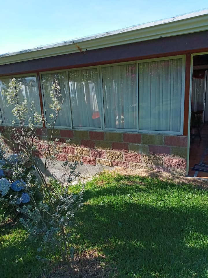 Agradable Cabaña Con Excelente Vista - Bajos del Toro