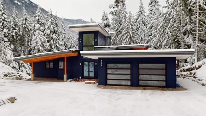 Spacious Whistler Luxury. Sleeps 15+ - Whistler Blackcomb