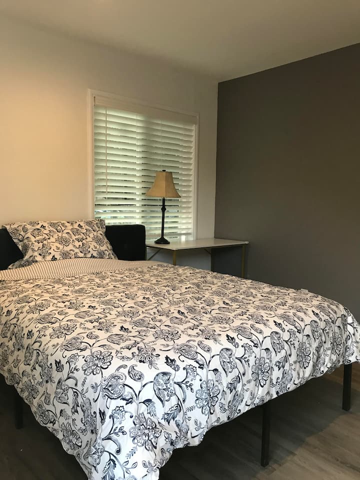 Pvt Bath Sep Entry West San Jose Near Santana Row - Santa Clara, CA