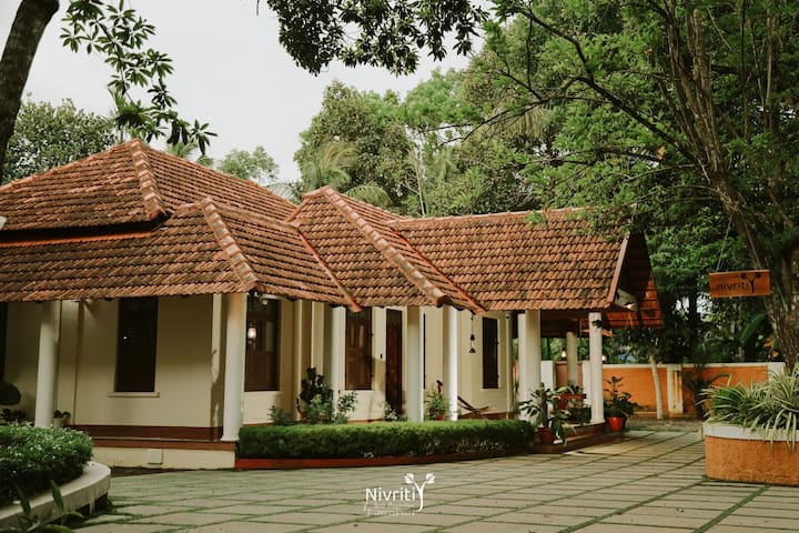 Best-nivriti 1bhk Poolvilla -Kovalam - Kovalam