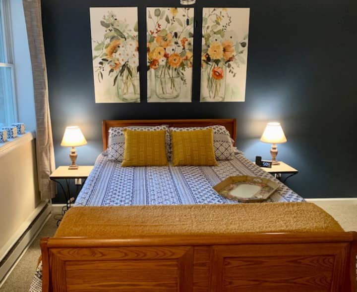 2 Br Private Rental, Quiet With Garden Views - Harrisonburg, VA