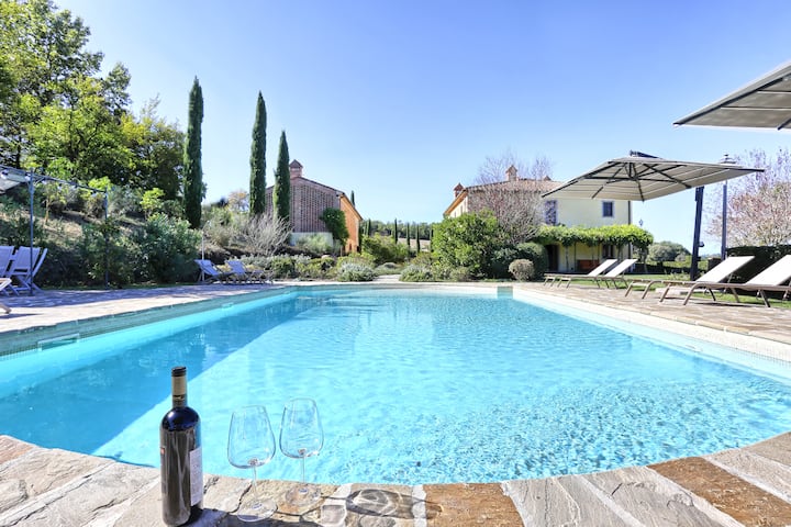 Private Villa W Pool, Billiard Table & Bocce Court - Volterra