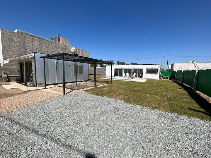 Casa Sustentable Con Asador, Jardín Y Piscina. - Villa María