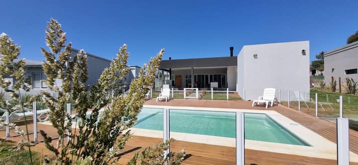 Casa Costa Esmeralda Ecuestre Con Pileta - Pinamar