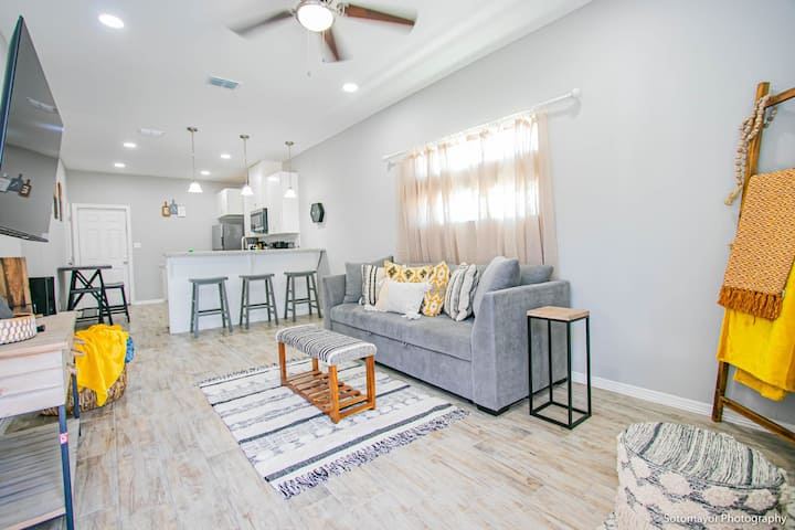 Unit 1: Cozy Apartment - Pharr, TX