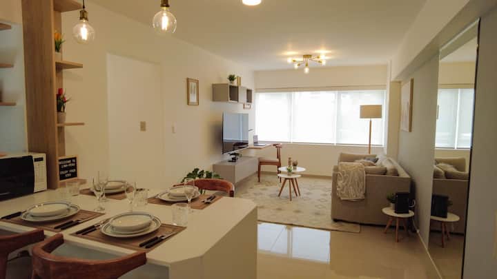 Acogedor Apartamento En El Centro De Miraflores - Lima
