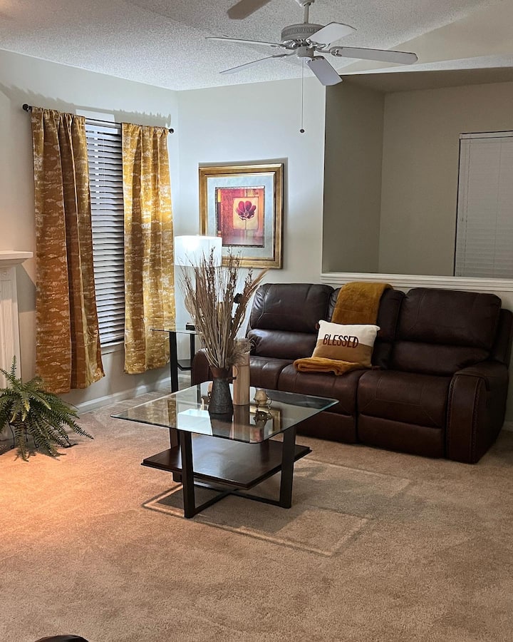 2br•2bth•1 Car Garage: The Sonshyne Suite - Columbia, SC