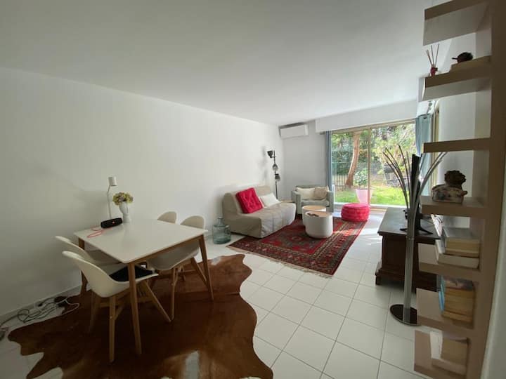 Lovely, Peaceful Apartment With Garden In Antibes! - Juan-les-Pins