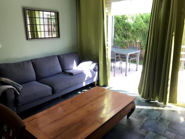 Charmant Logement En Rez-de-jardin - Réunion