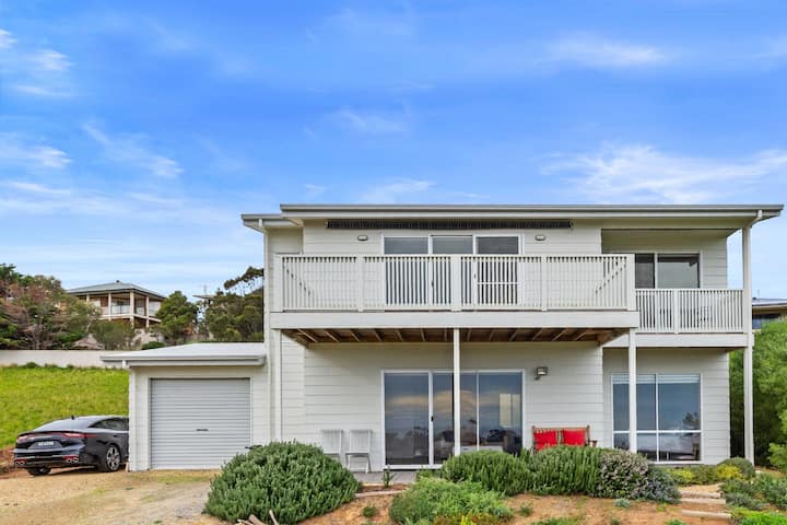 One Merino Panoramic Beach House Modern Sleeps 10 - Normanville