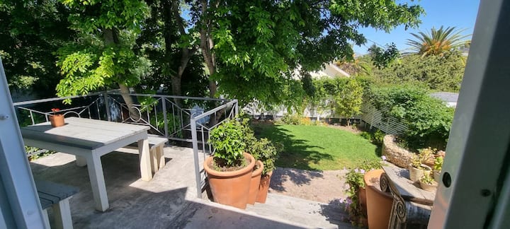 Happy, Sunny Family Home - Somerset West