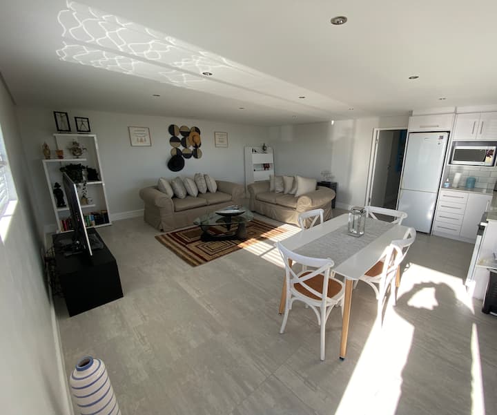 Adorable Private Self-catering Unit. - Somerset West