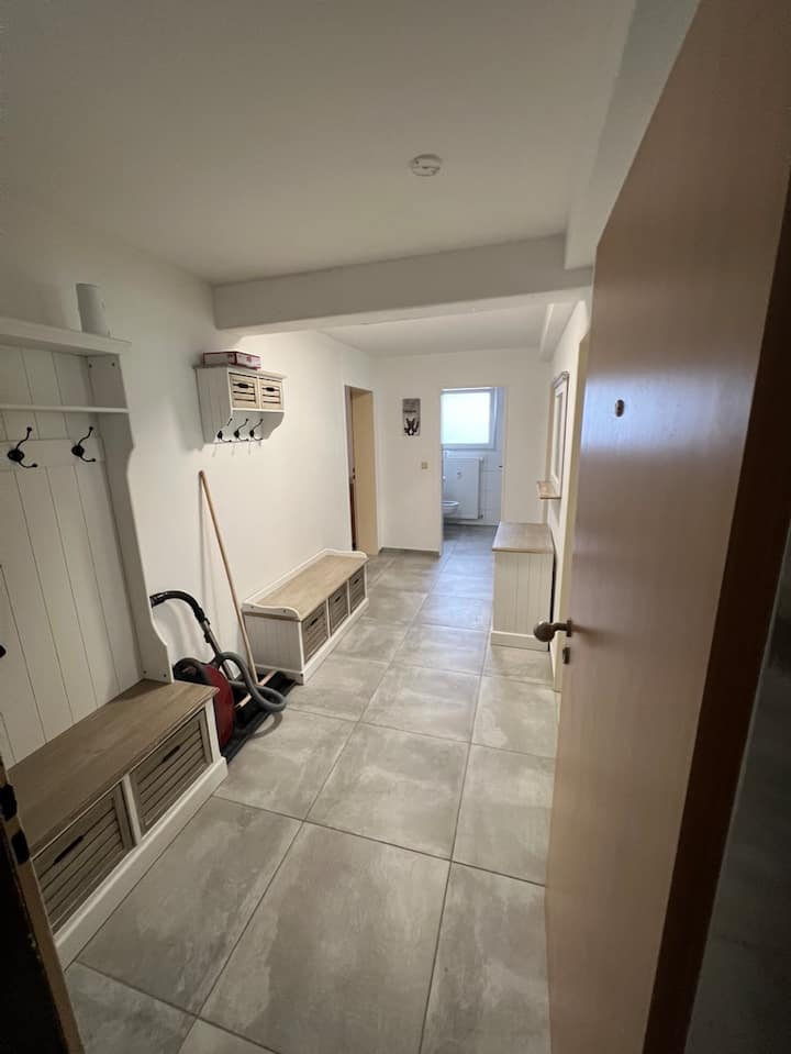 Zentrale Gelegene Souterrain Wohnung In Paderborn - Bad Lippspringe