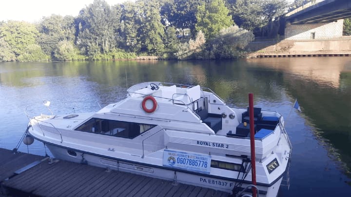 Expérience Balade & Nuit à Bord Du Royal Star 2 - Claye-Souilly