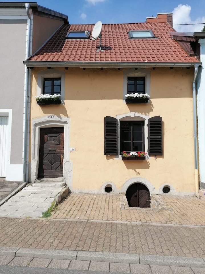 Charmantes Bauernhaus, Ferienhaus - Saarlouis