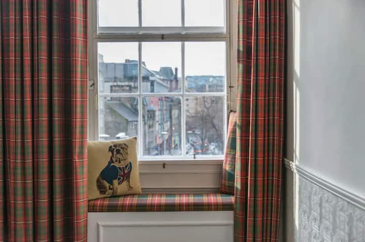 Grassmarket View Suites - 2 - Edinburgh