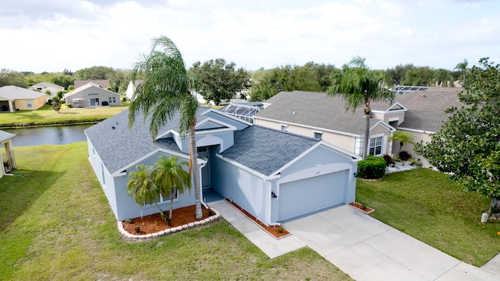 Lake House, 4 Bedroom, 2 Bath, High-end Community - Lakewood Ranch, FL