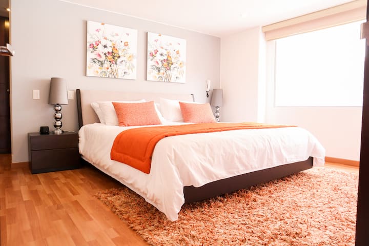 Amplio Apto, Ideal Para Trabajo Remoto, Wifi 210 M - Bogota