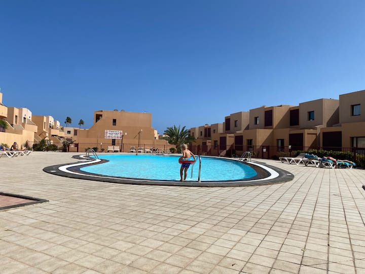 Lovely 2-bedroom Apartment With Pool - Caleta de Fuste