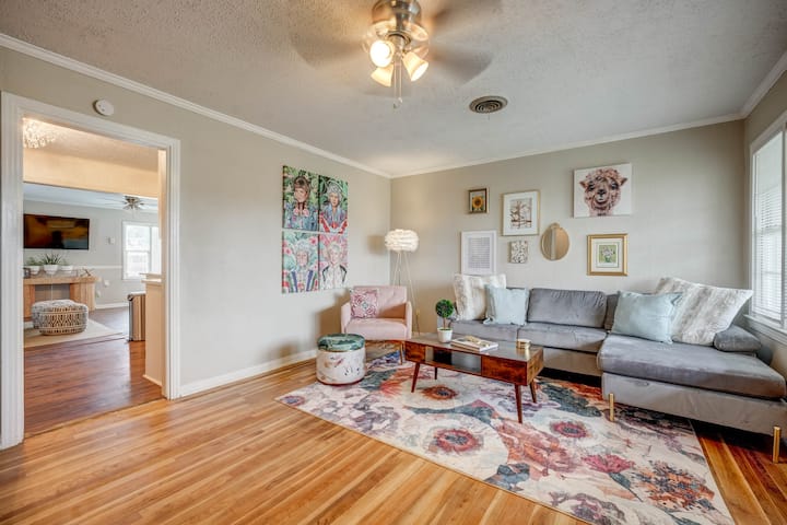 The Golden - Charming 3 Bedroom 1 Mile From Ttu - Lubbock, TX