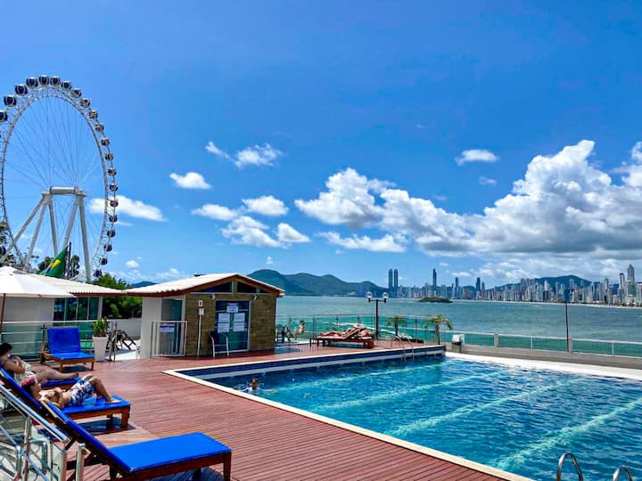 Quadra Mar, Pontal Norte Ao Lado Da Roda Gigante - Balneário Camboriú
