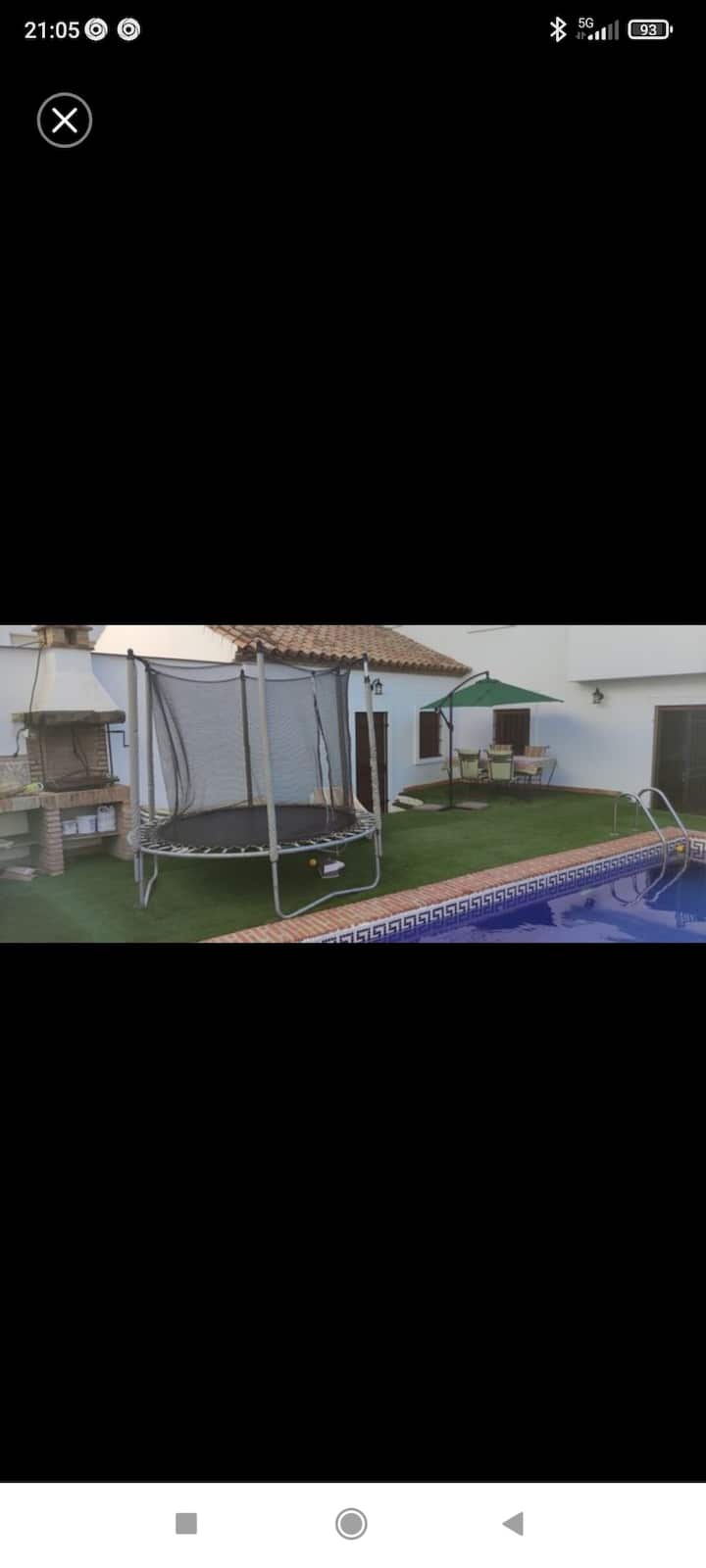 Agradable Villa Con Piscina, Calefacción Y A/a - Jimena de la Frontera
