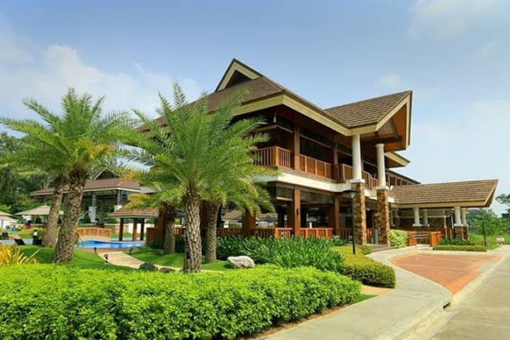 One Oasis Cebu City - Cebu City