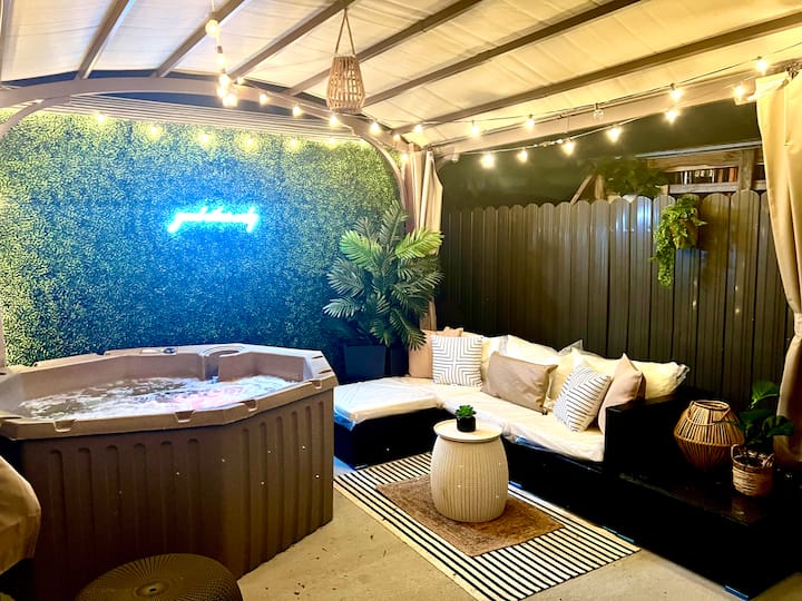 Miami Vacation Rentals with a Hot Tub - Florida, United States | Airbnb