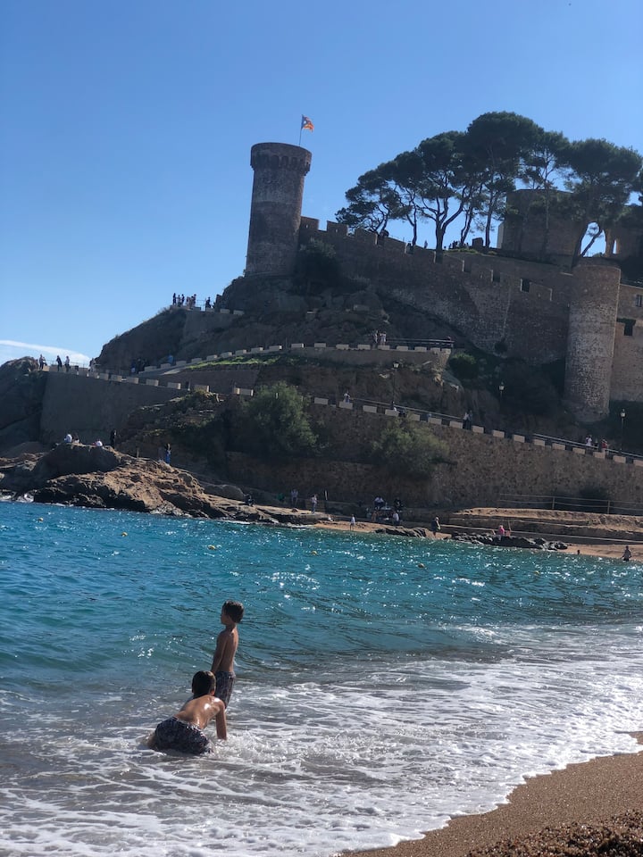 Práctico Y Acogedor Apartamento. - Tossa de Mar