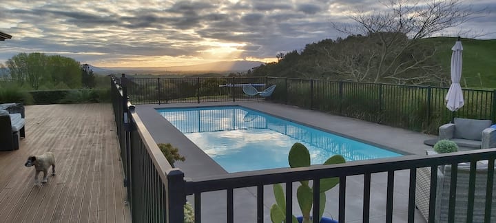 Cambridge Retreat - 