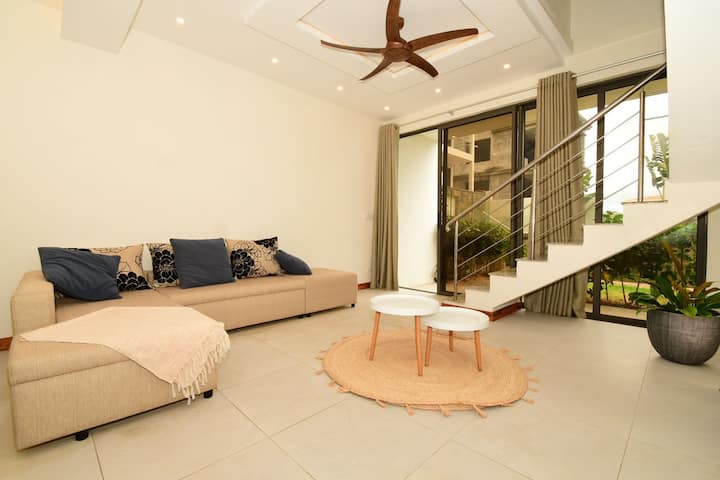 Lovely 2 Bedroom Apartment With Swimming Pool - Maurice