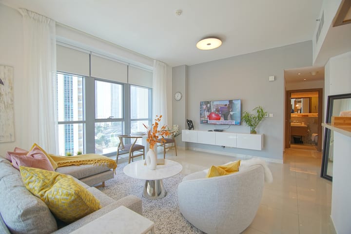 Work Remotely In Spacious 1br Near Burj Khalifa! - Dubai