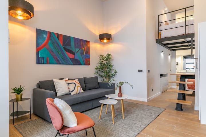 Beautiful Duplex In Front Of Vista Alegre Palace - Getafe