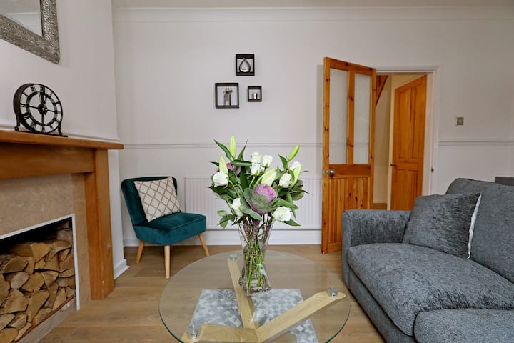 Norwich House | 2br, Garden, 2 Baths - Norwich
